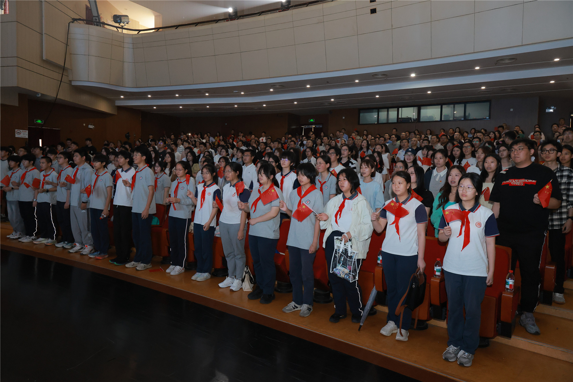 于都长征源宣讲团来我校开展“永远的长征”主题宣讲